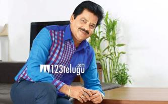 Udit Narayan kiss controversy: Singer defends kissing female fans