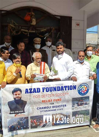 బండారు దత్తాత్రేయ అభినందనలు అందుకున్న ‘ఆజాద్ ఫౌండేషన్’