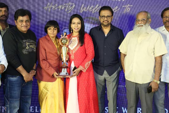 నా 25 సంవత్సరాల ప్రయాణంలో నన్ను ఆదరించిన ప్రేక్షకులకు ధన్యవాదములు - ఎం ...
